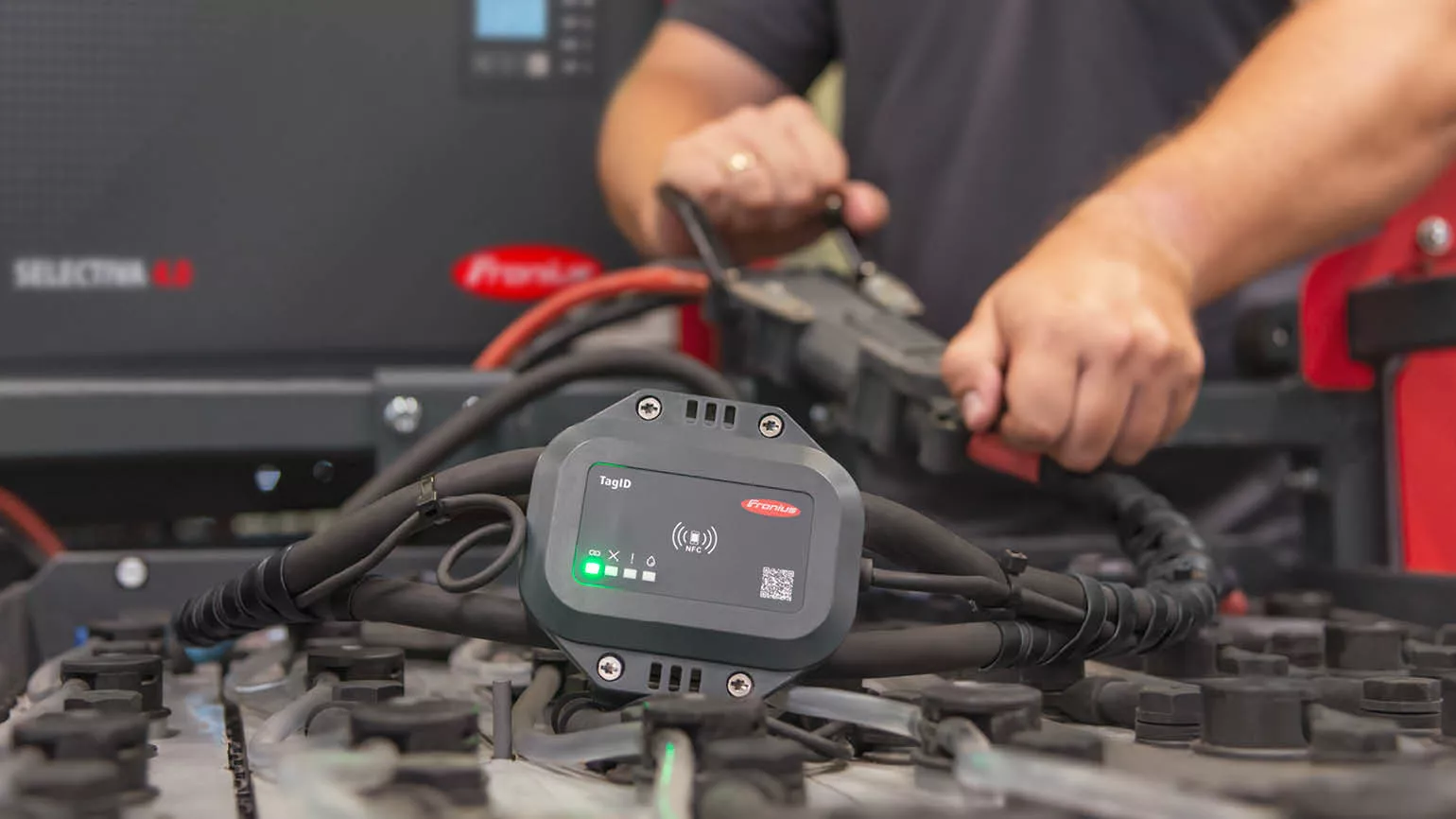 Intelligent battery sensor technology