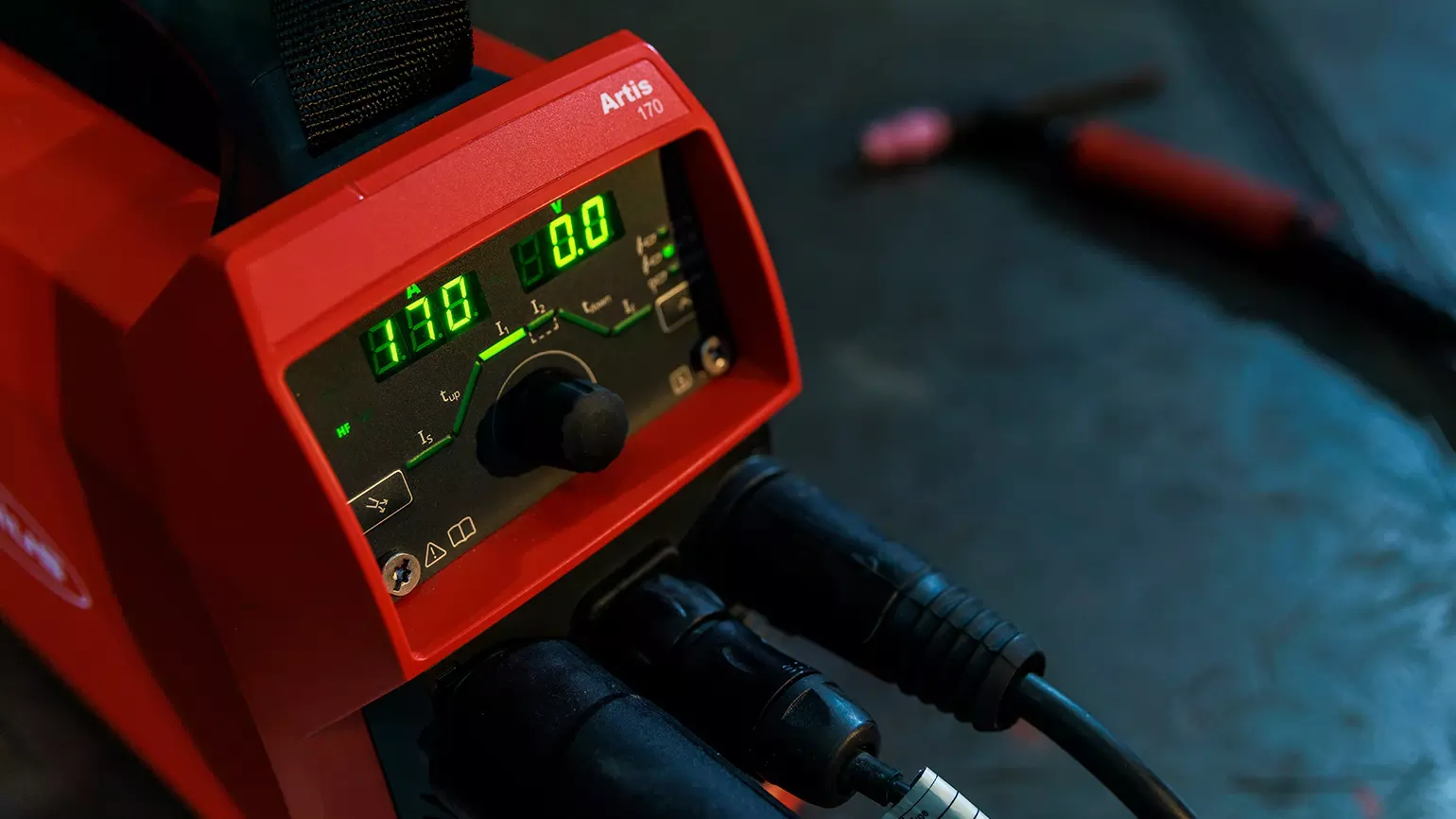 The mobile TIG welding machine