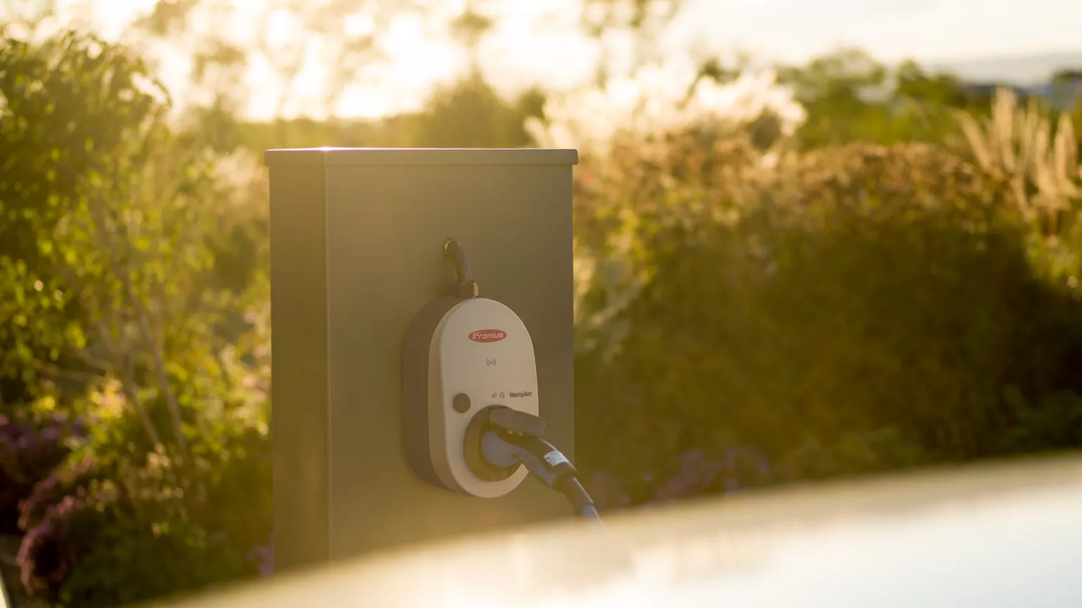 Wattpilot - intelligent EV charging solution - Fronius Solar Energy