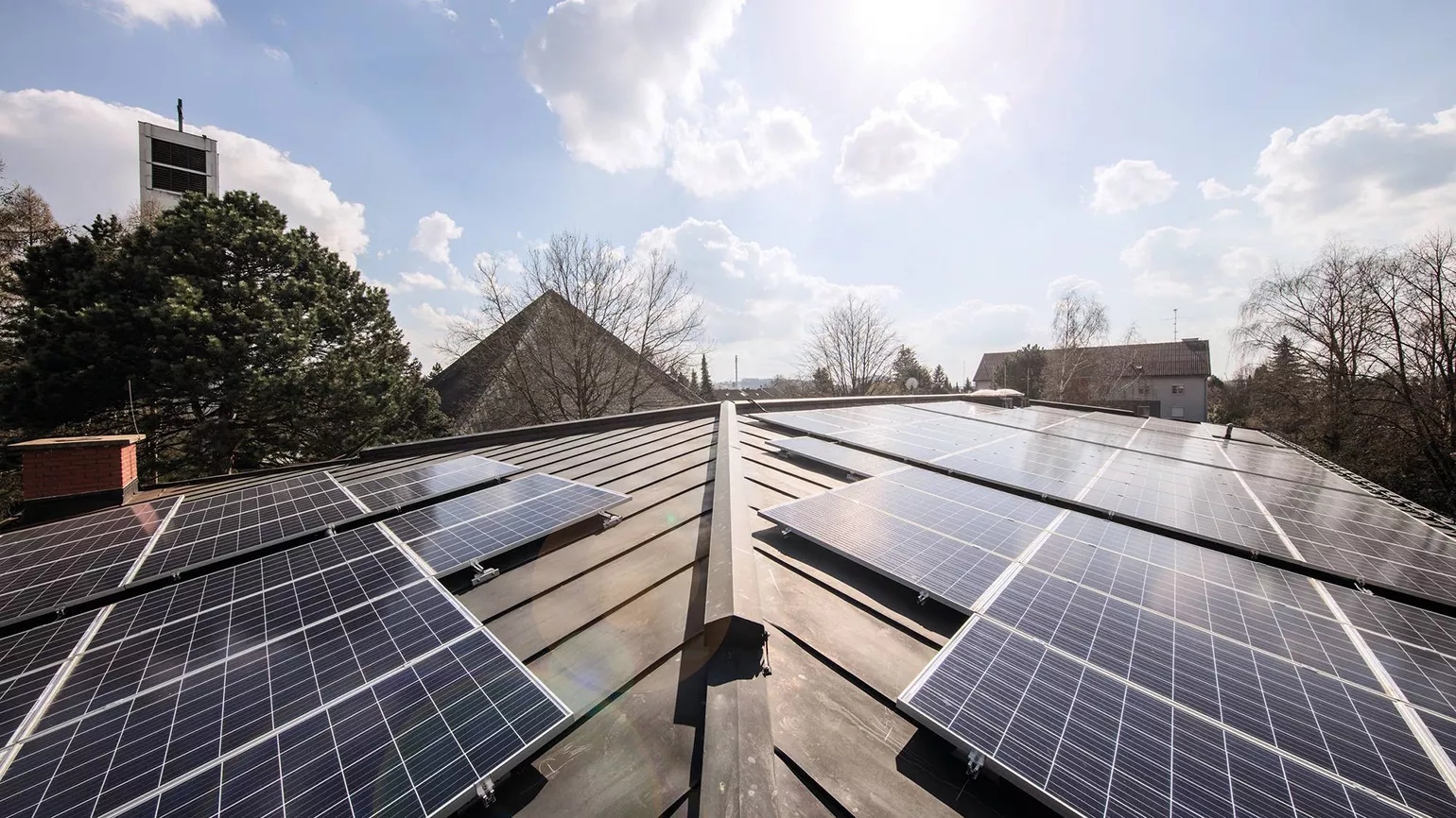 SnapINverter Symo Advanced – commercial inverters - Fronius Solar Energy